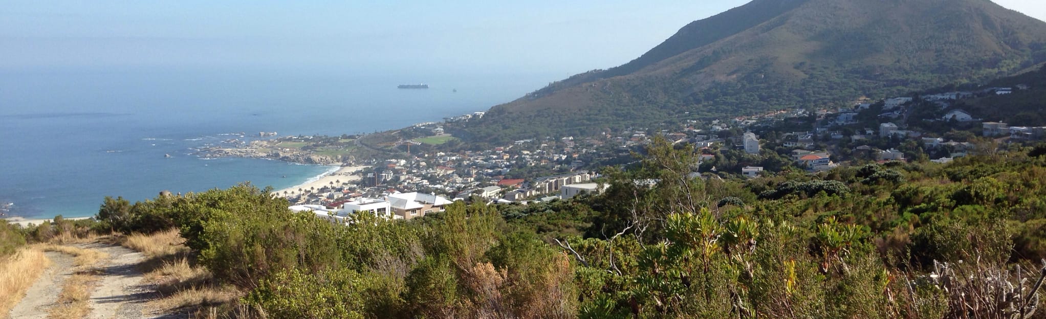 Kloof Nek to Camps Bay via Pipe Track: 650 foto - Capo Occidentale ...