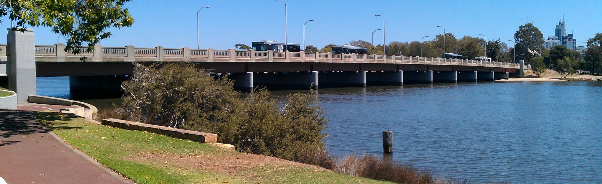 Swan River Foreshore via Windan Bridge: 581 foto's - West-Australië ...