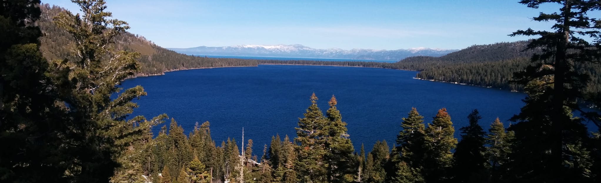Angora Lakes Trail via Fallen Leaf Fire Station: 574 foto - California ...