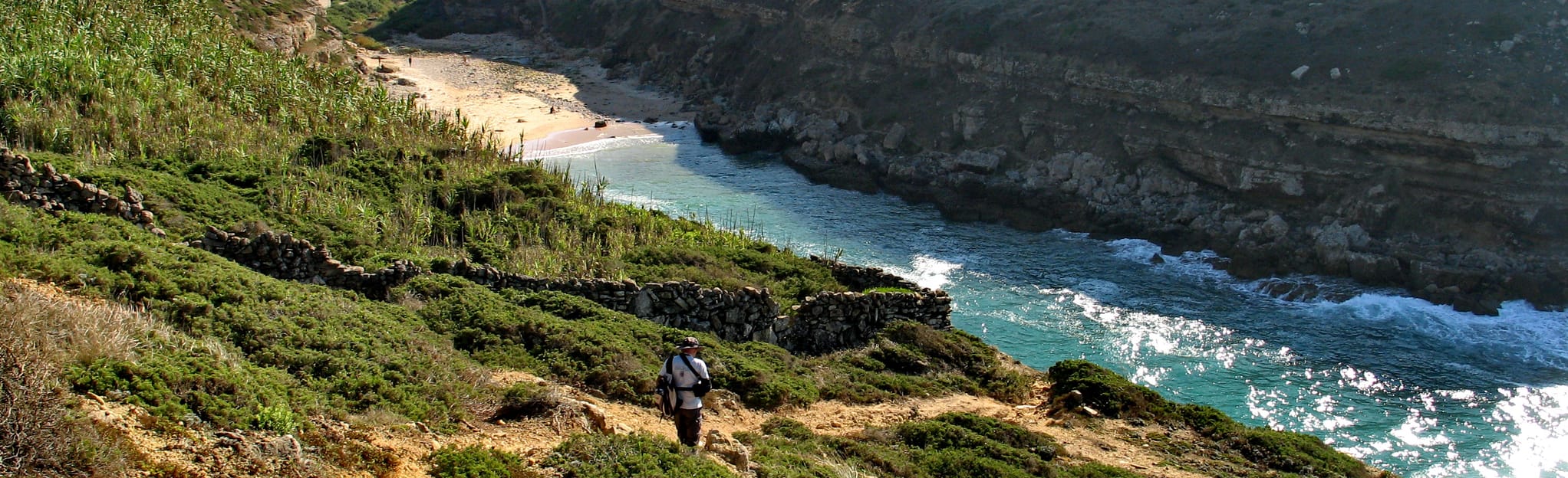 Praia de São Julião - Cascata da Ribeira da Mata - Praia da Samarra ...