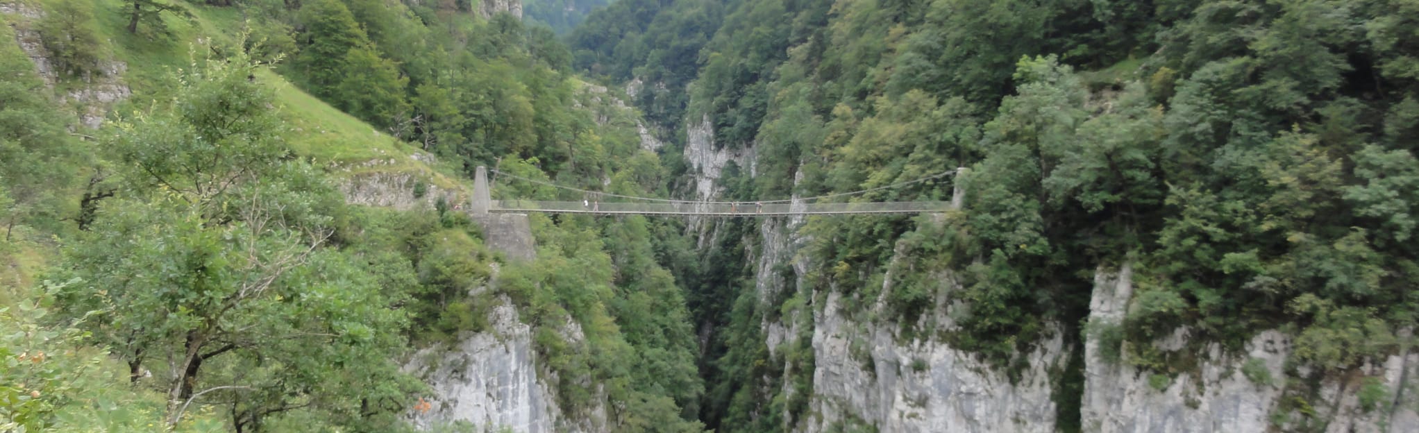 Logibar - Cascade de Pista: 266 foto - Pirenei Atlantici, Francia ...