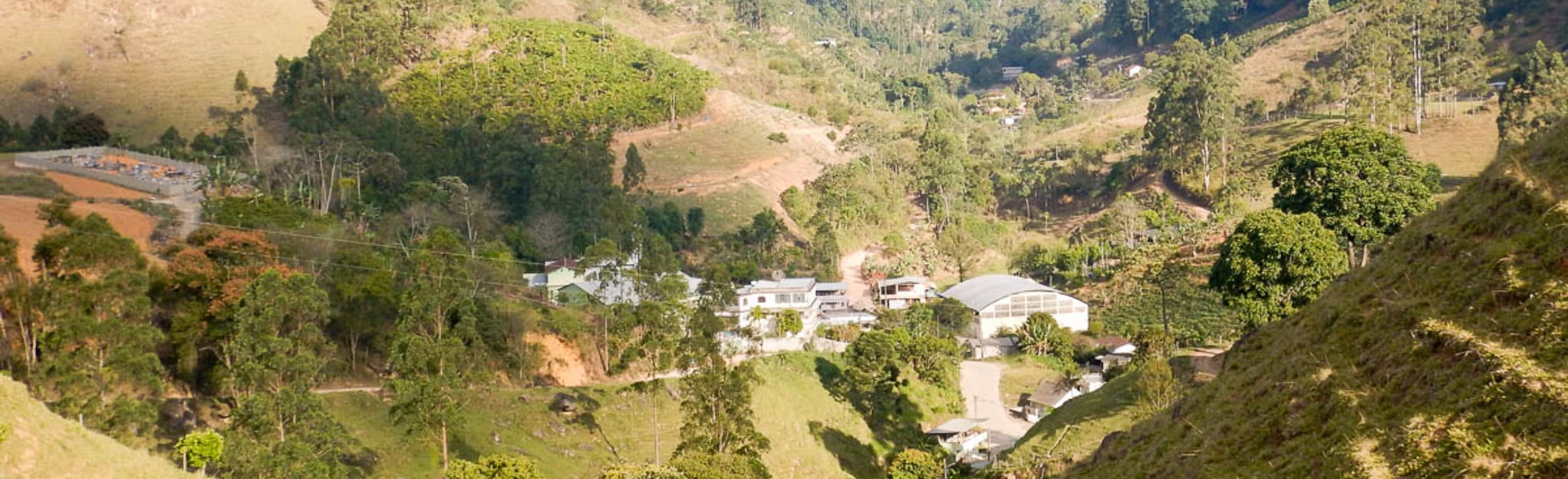 Castelo - Monte Pio - Cachoeira do Pedregulho - Rampa Ubá: 11 Fotos ...