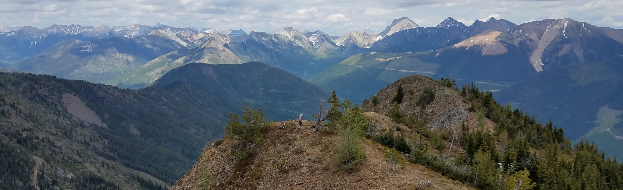 Lakit Lookout to Teepee Mountain Trek: 102 foto - Columbia Britannica ...