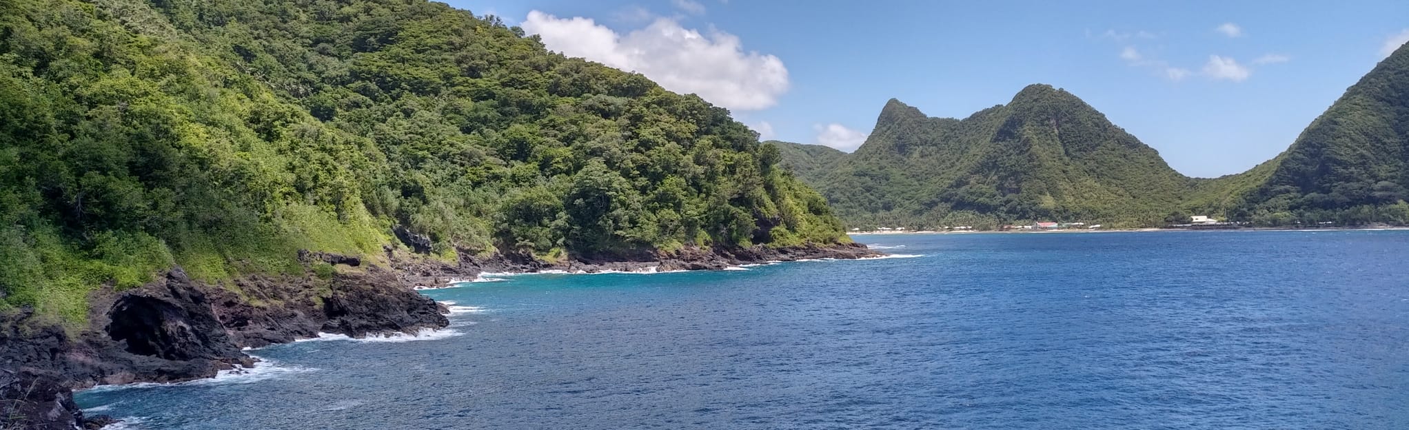 Lower Sauma Ridge Trail : 36 Photos - Tutuila, Samoa américaines ...