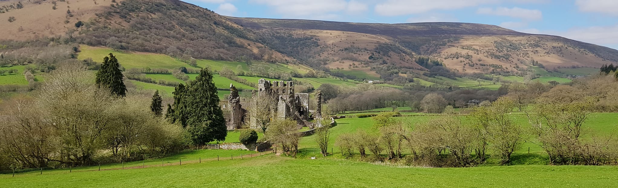 Llanthony and Hatterrall Ridge Circular: 196 Reviews, Map - Powys ...