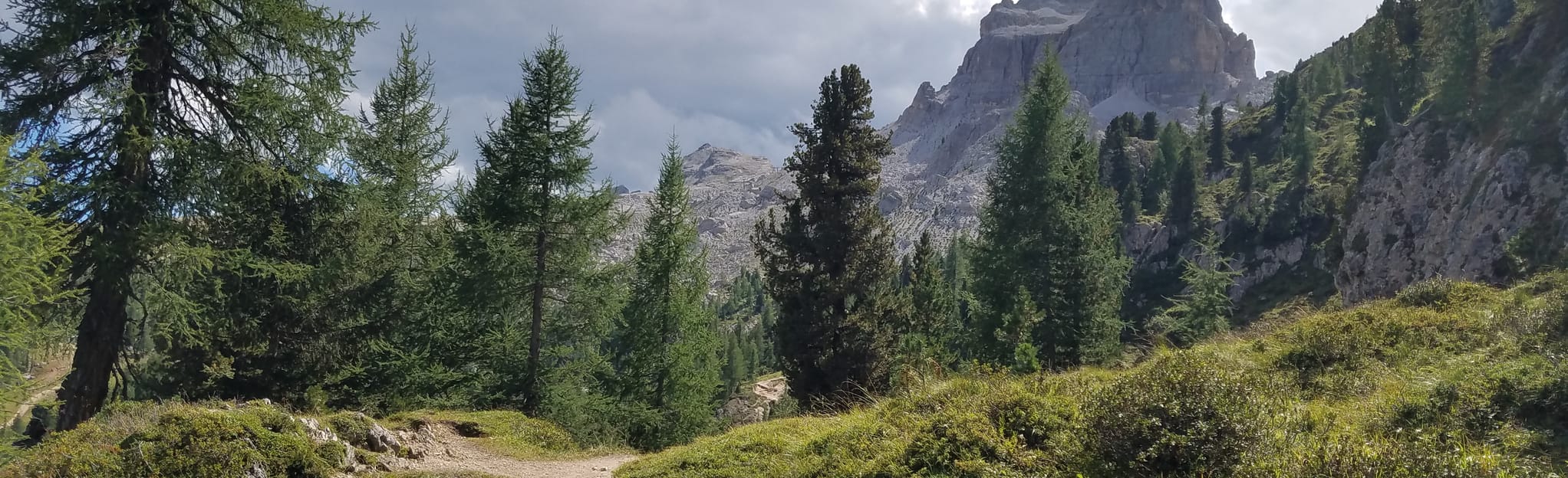 Alta Via 1 Dolomitas, Etapa IV: Refugio Lagazuòi - Refugio Nuvolau: 617 ...
