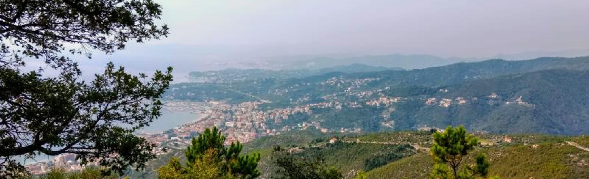 Passo Valle - Monte Grosso - Monte Costea: 10 foto's - Ligurië, Italië ...