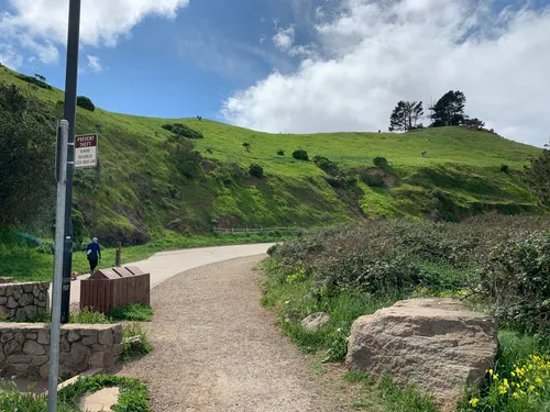 Best Hikes and Trails in Bernal Heights Park | AllTrails