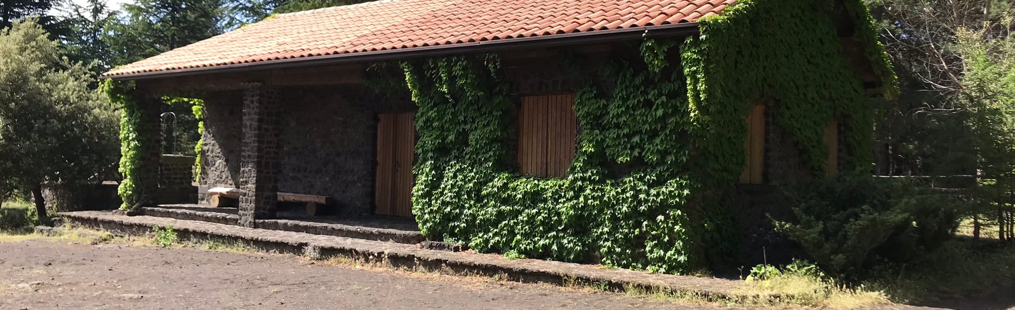 Grotta Intraleo - Rifugio Zampini: 4 Reviews, Map - Sicily, Italy ...