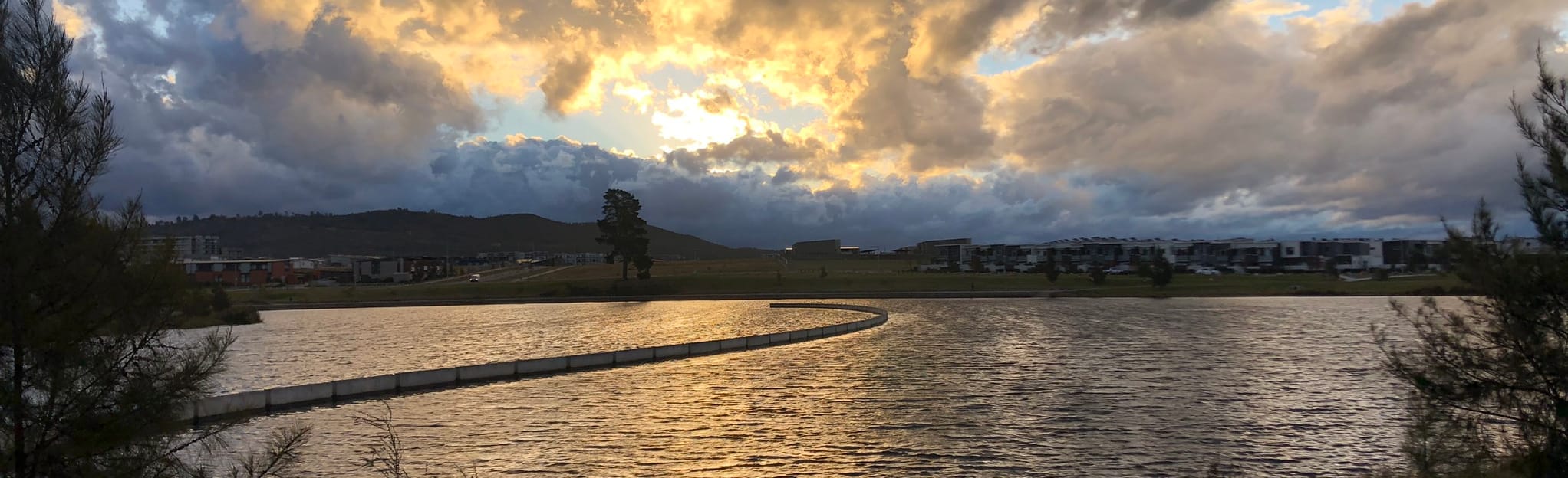Scrivener Dam via Western Creek Pond and Molonglo River | Map, Guide ...
