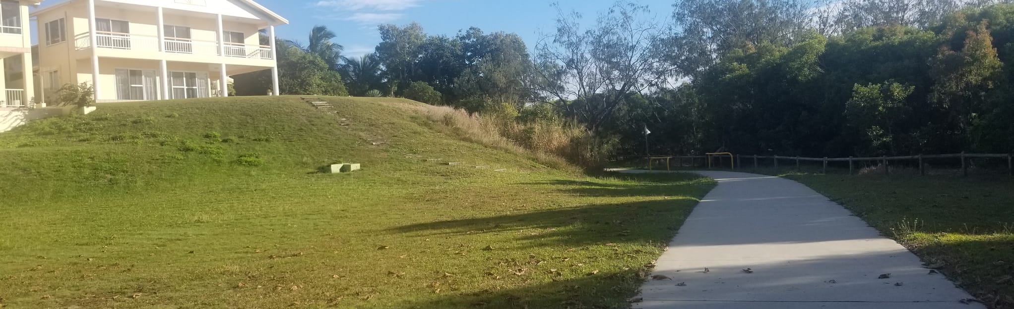 Bucasia Beachfront Loop, Queensland, Australia - 18 Reviews, Map ...