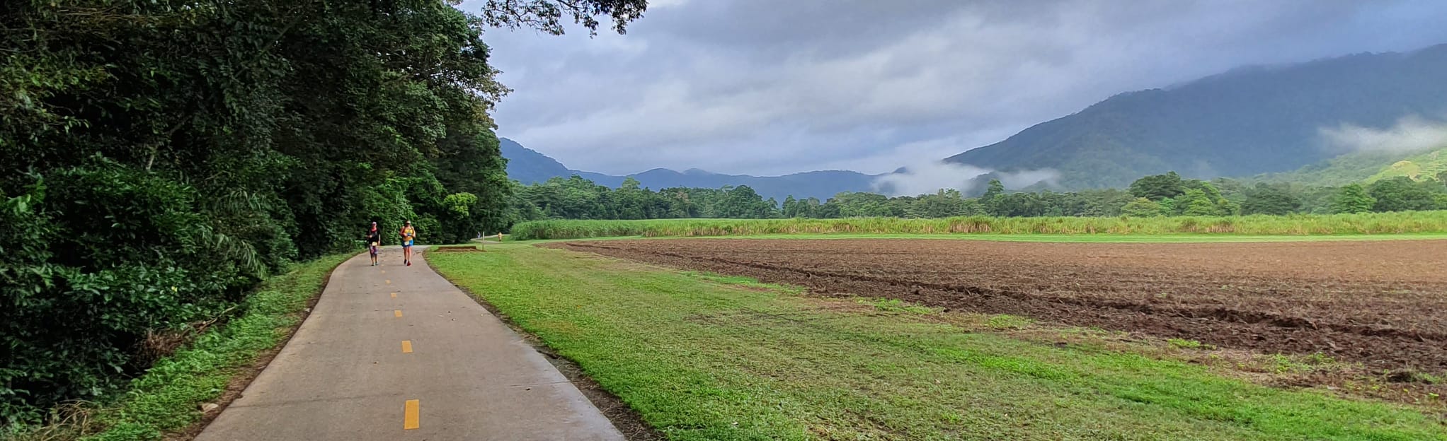 Redlynch Cycle Path: 41 foto's - Queensland, Australië | Wandelen ...