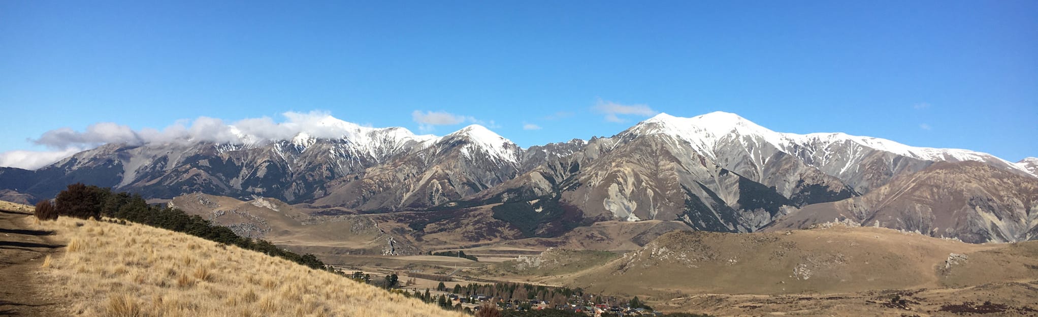 Picnic Rock Lookout from Castle Hill Village via Hogs Back Tracke: 115 ...