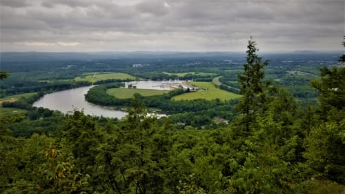 Best 10 Hikes and Trails in Mount Tom State Reservation | AllTrails