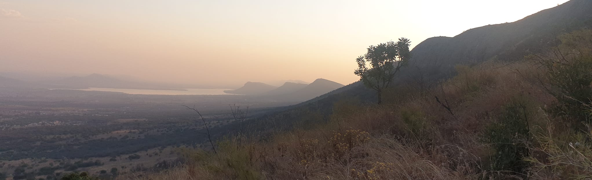 John Rock Kraai Hiking Trail: 7 foto's - Noordwest, Zuid-Afrika ...