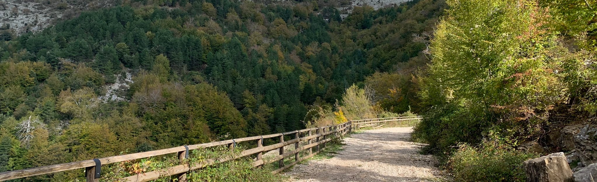 Bassiano - Monte Semprevisa via Sentiero Daniele Nardi, Lazio, Italy ...