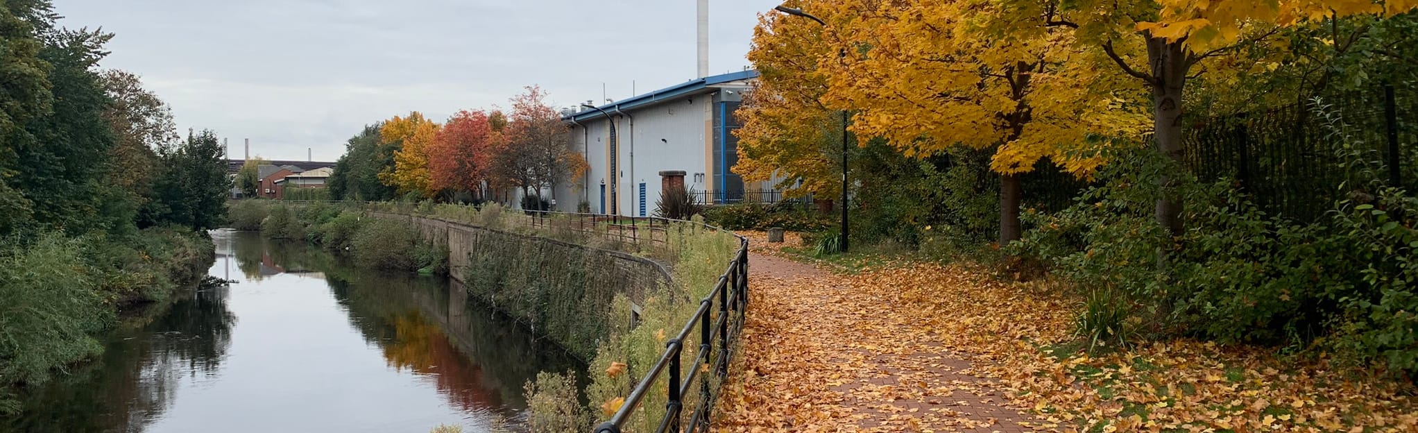Five Weirs Walk: Lady's Bridge to Meadowhall, South Yorkshire, England ...