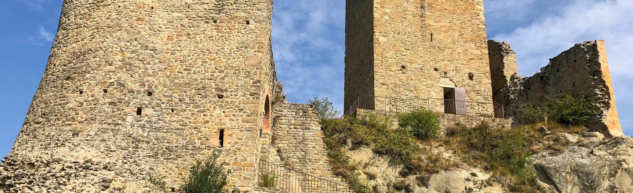 Castello di Carpineti - Crocetta: 24 foto - Emilia-Romagna, Italia ...
