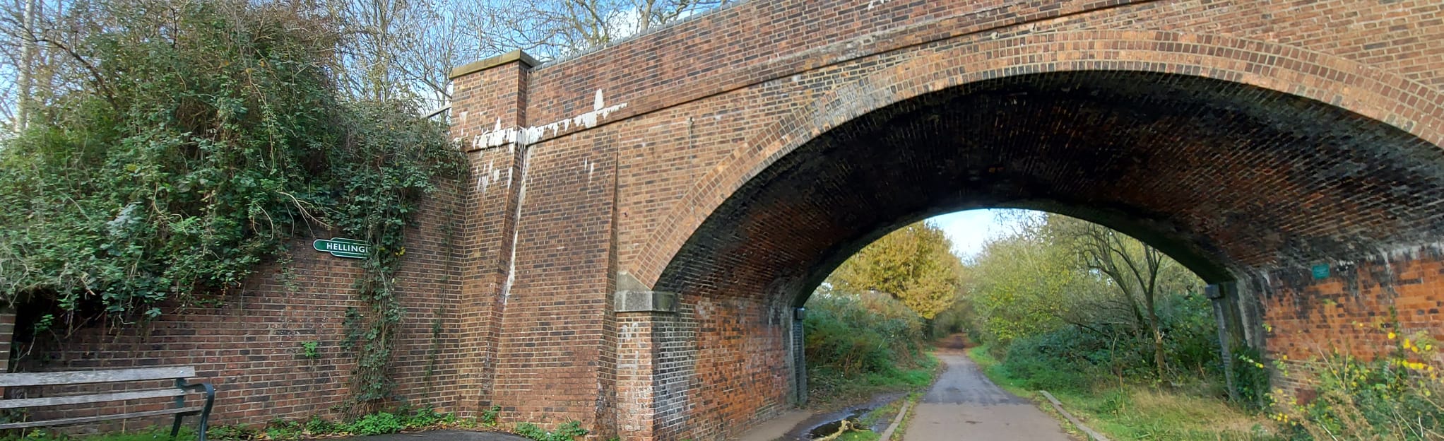 The Cuckoo Trail: Polegate to Hellingly, East Sussex, England - 19 ...