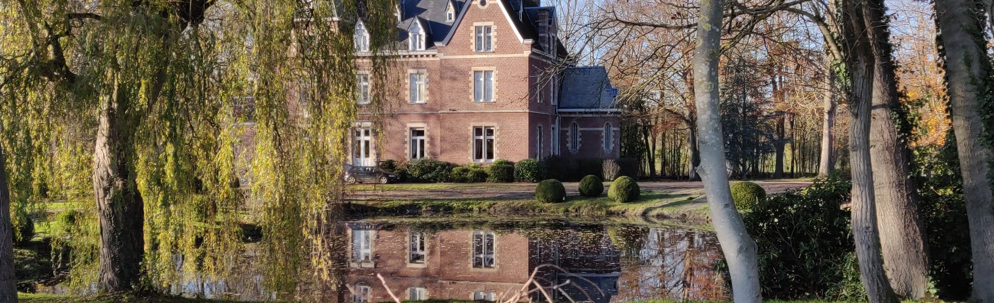 Houtain-le-Val Castle and the Countryside, Walloon Brabant, Belgium ...