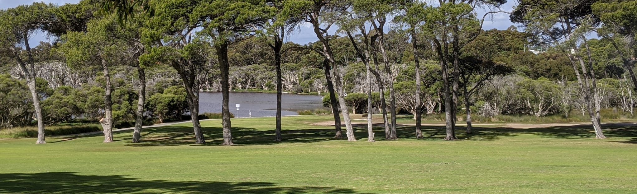 Manning Lake and Davilak House Ruins Loop, Western Australia, Australia ...