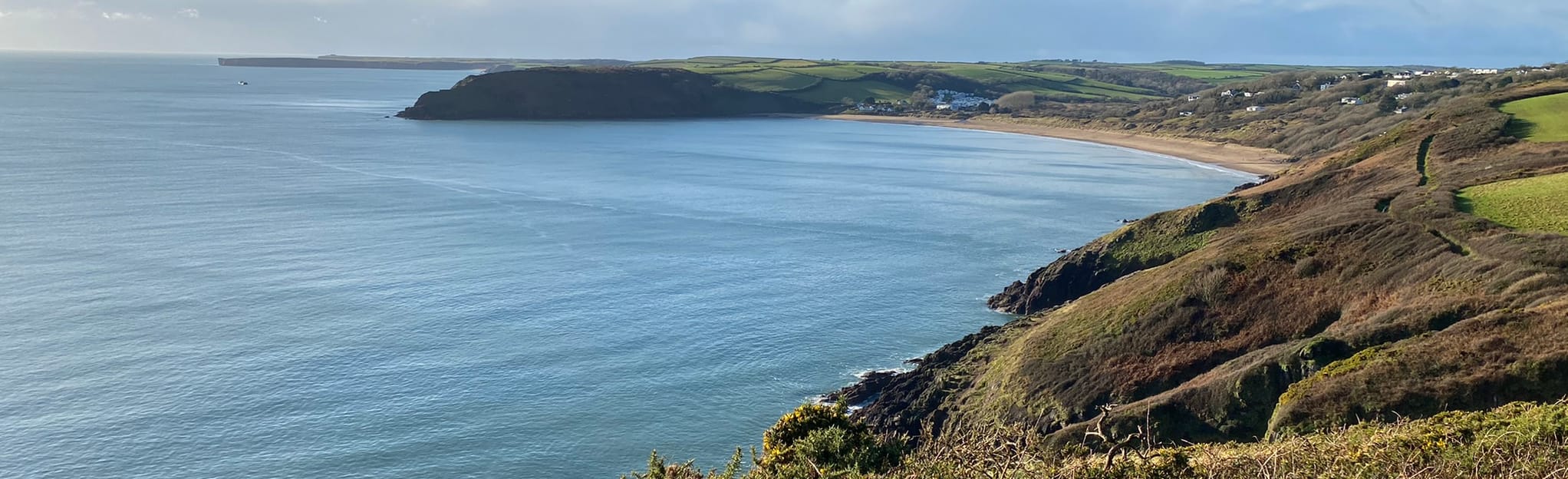 Freshwater Bay to Manorbier Castle, Pembrokeshire, Wales - 46 Reviews ...