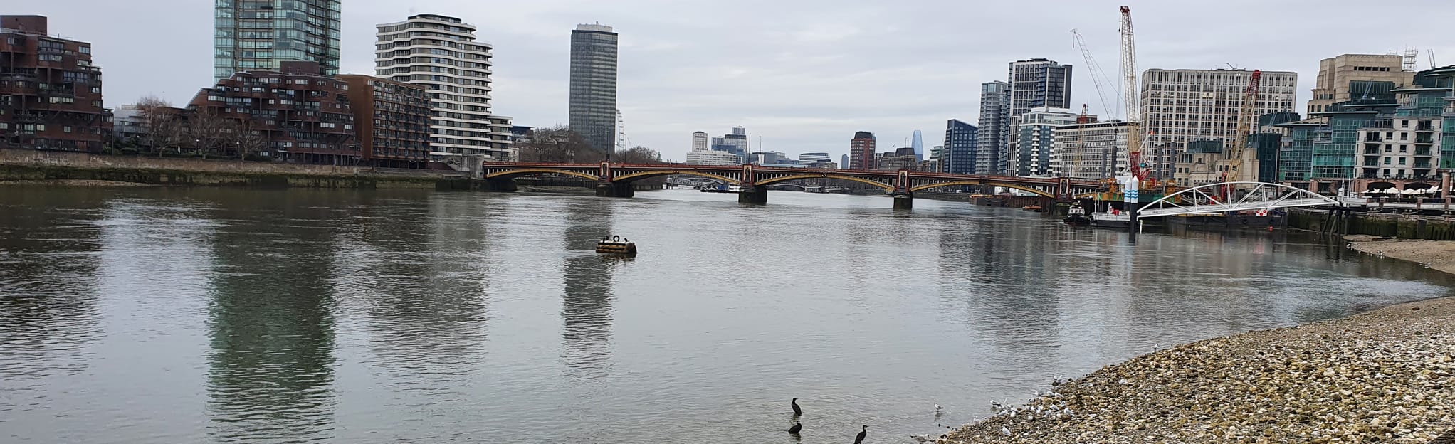 Thames Path: Putney to the London Eye: 11 Reviews, Map - London ...