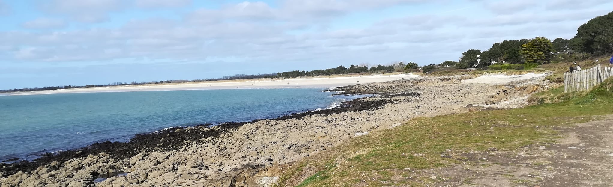 Le Phare de Sainte-Marine et la Pointe de Combrit via la plage du ...