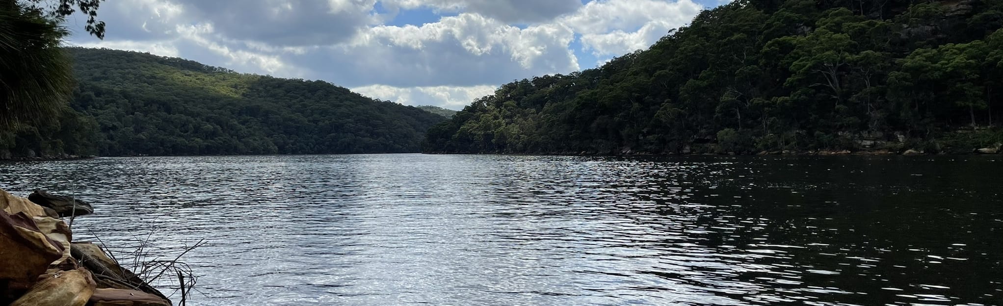 Mount Kuring-Gai Track to Cowan Creek, New South Wales, Australia - 30 ...