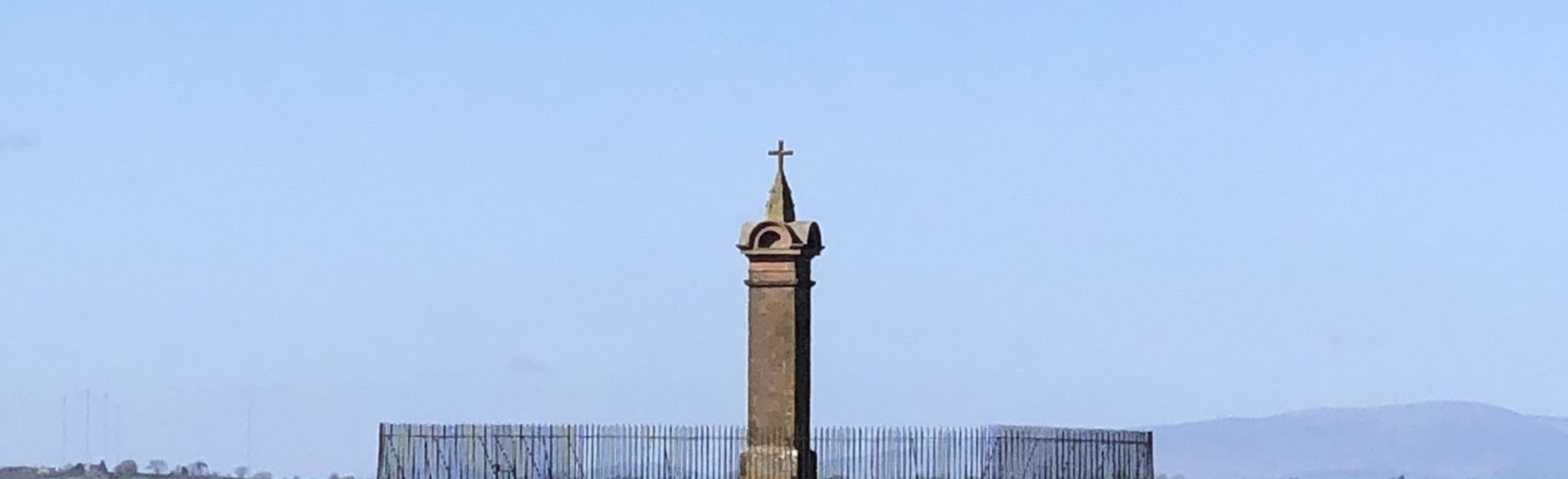 King Edward the 1st Monument Circular : 22 Photos - Cumbria, Angleterre ...