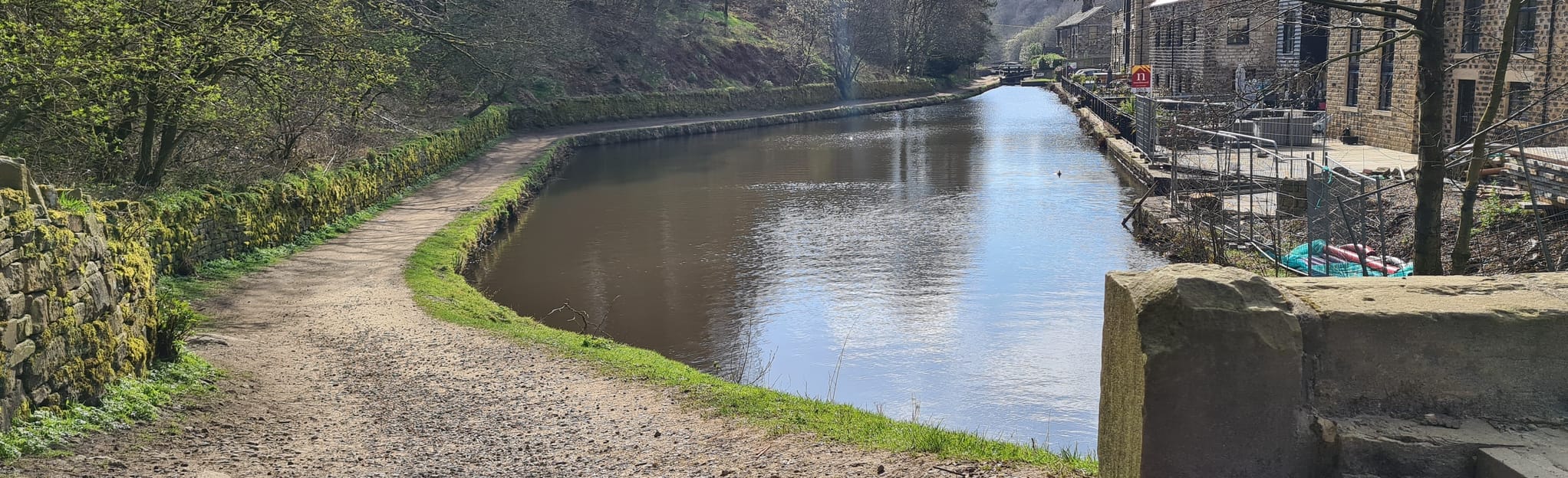 New Delph and Huddersfield Narrow Canal to Diggle Park - Greater ...