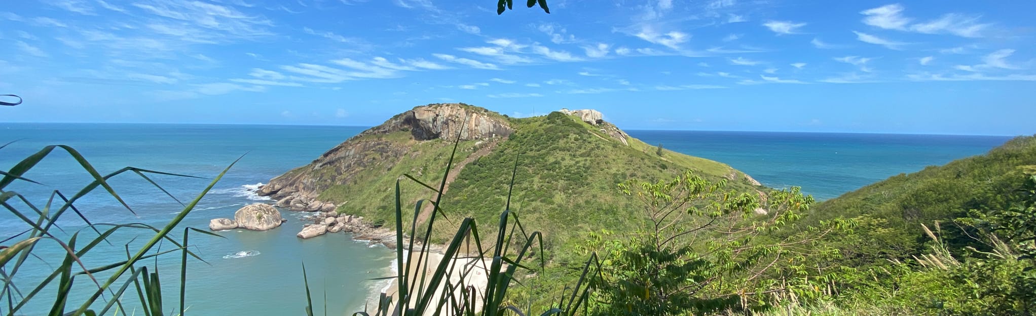Praia da Barra de Guaratiba, Morro do Telégrafo e Praia do Meio - Rio ...