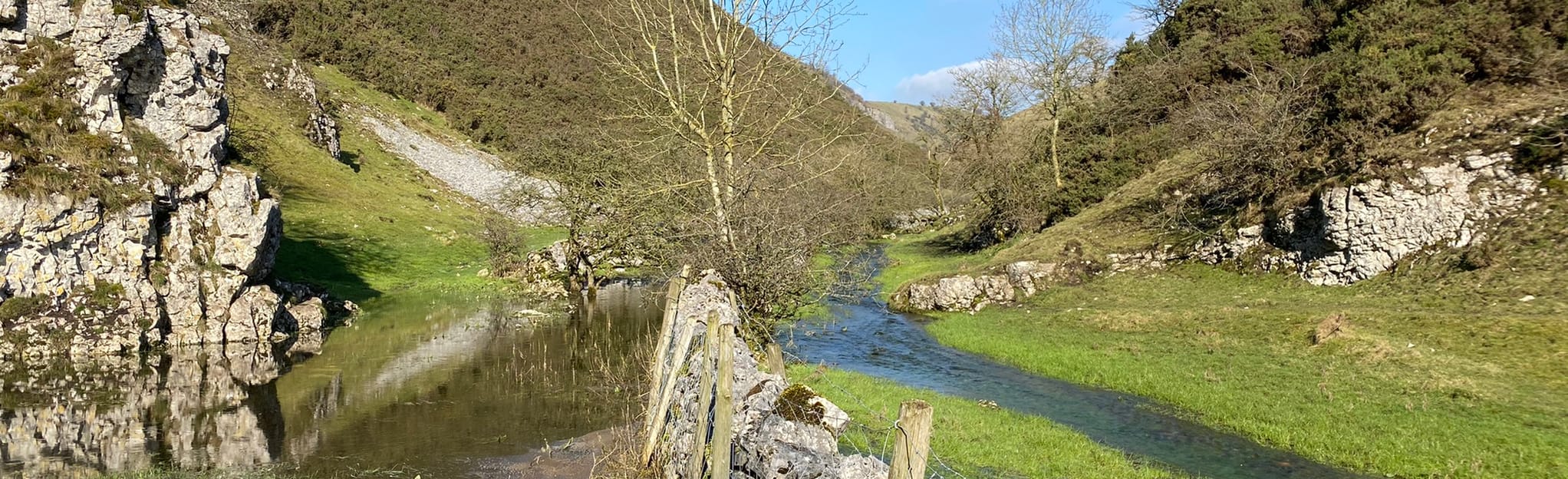 Thor’s Cave, Old Hannah's Hole, and River Dove Circular: 2.719 foto's ...