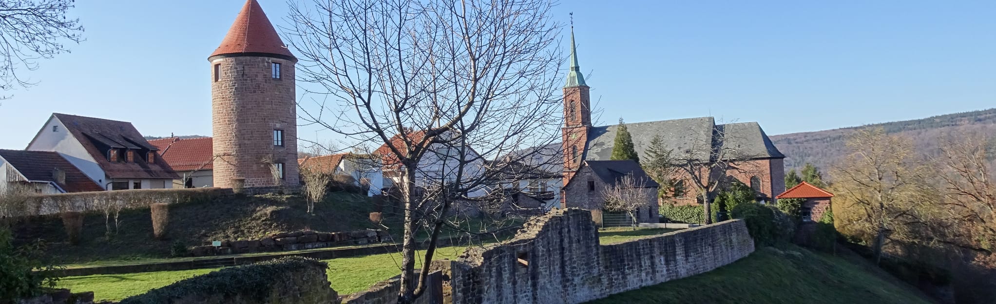 Historische Festung und Burgenblick in Dilsberg | Map, Guide - Baden ...