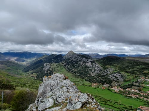 2023 Best Historic Site Trails in La Pola de Gordón | AllTrails