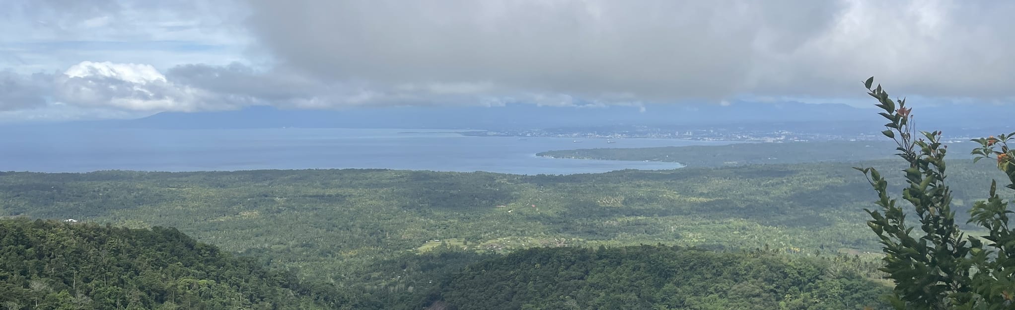 Mount Puting Bato: 3 foto's - Davao del Norte, Filipijnen | Wandelen ...