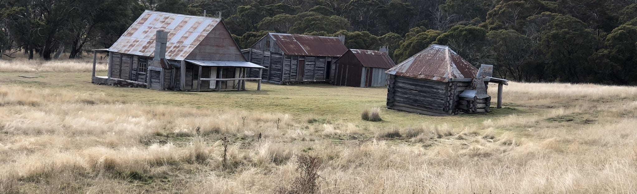 Cooleman Caves Loop: 8 foto's - Nieuw-Zuid-Wales, Australië | AllTrails