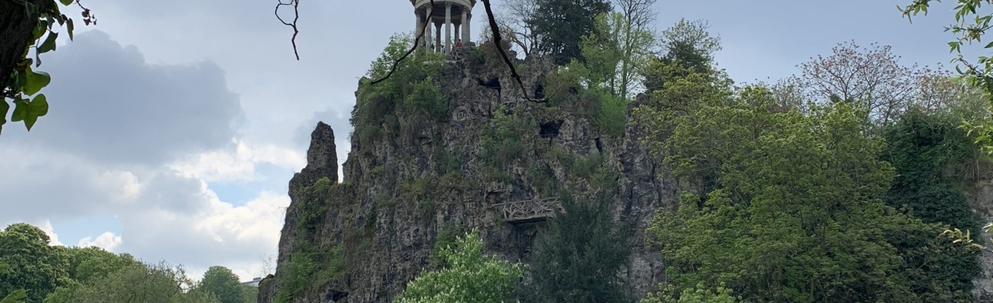 Tour of the Buttes-Chaumont Lake | Map, Guide - Paris, France | AllTrails