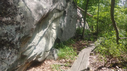 Best Hikes and Trails in Laurel Ledges Natural Area | AllTrails