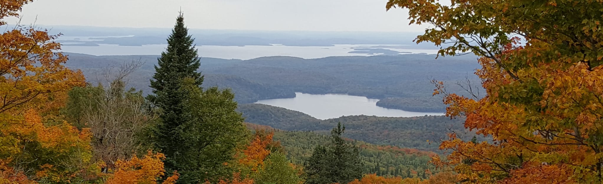 Boucle de la montagne du Diable via l'Abri du Vent, 23 Fotos - Québec ...
