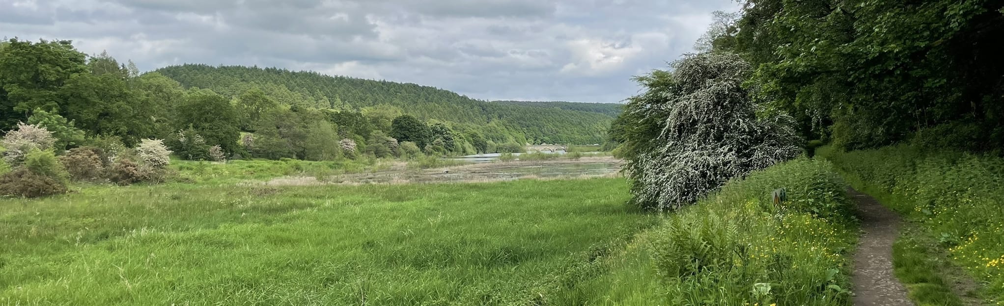 Askwith and Lindley Wood Reservoir Circular, West Yorkshire, England ...