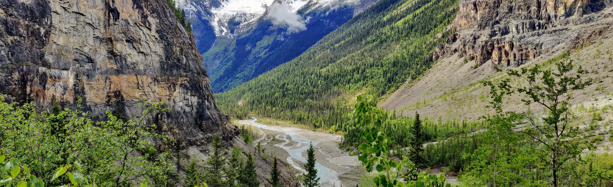 Kinney Lake, Emperor Falls, Berg Lake and Adolphus Lake, British ...