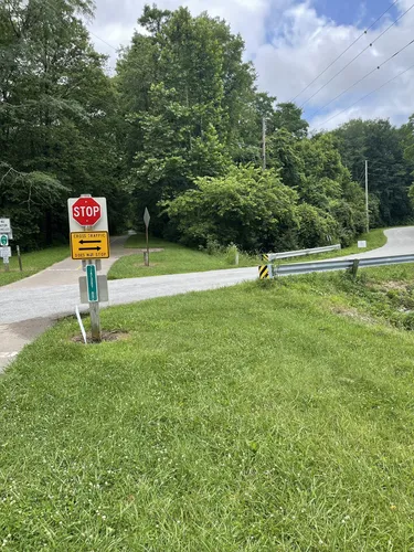 Best Hikes and Trails in Corwin M Nixom Pine Hill Lakes Park | AllTrails