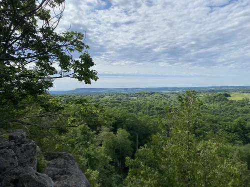 Best Snowshoeing Trails in Rattlesnake Point Conservation Area | AllTrails