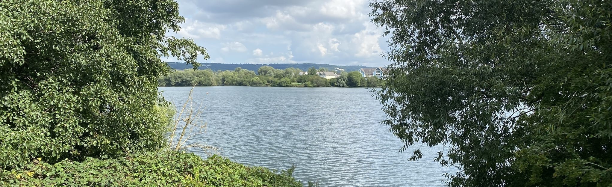 Leybourne Lakes Stile Free Trail, Kent, England - 138 Reviews, Map ...