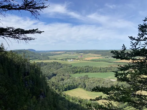 Best Waterfall Trails in Saint-Anaclet-De-Lessard | AllTrails