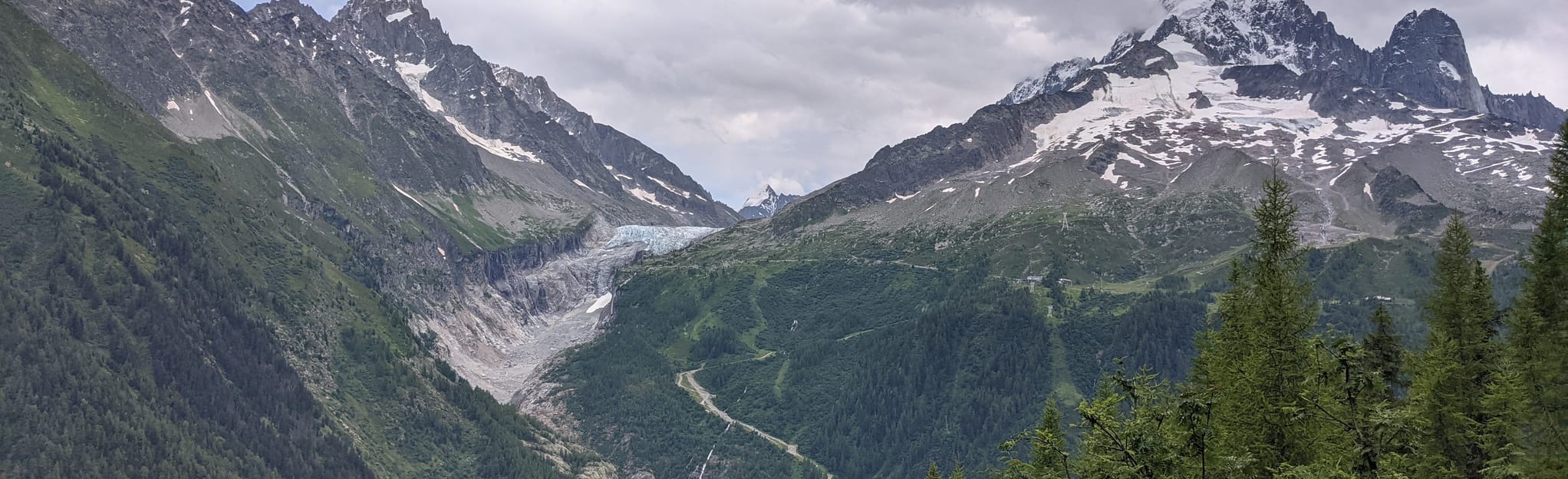 La Flégère - Aiguillette d'Argentière - Lakes of Chéserys - La Tour: 28 ...