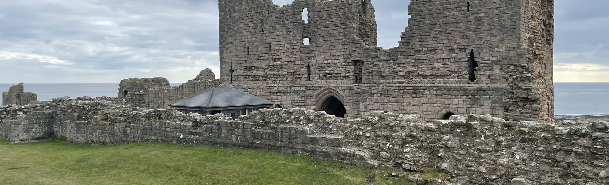 Dunstanburgh Castle Coastal: 92 Reviews, Map - Northumberland, England ...