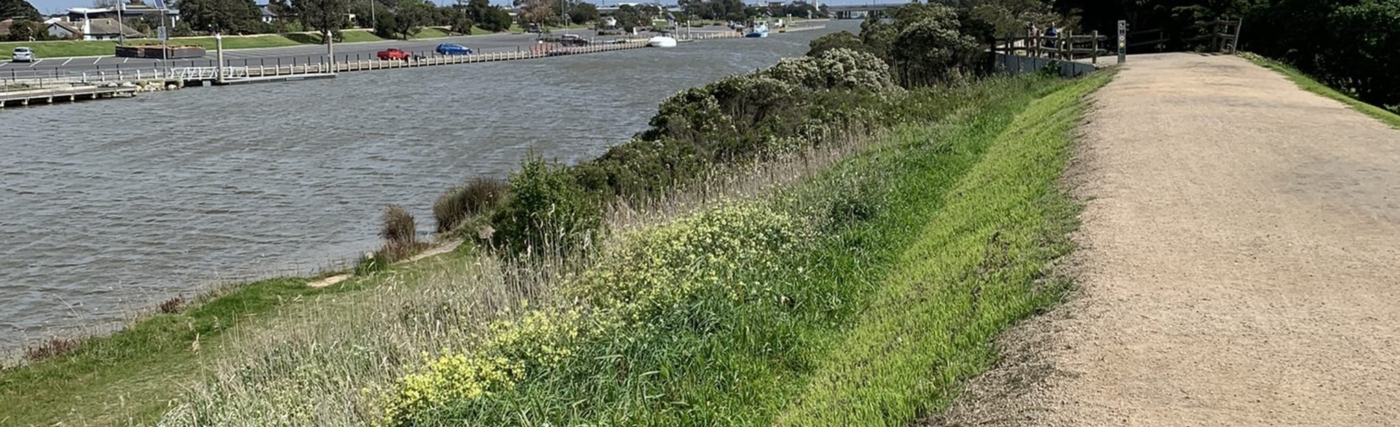 Patterson River Loop via Dandenong Creek Trail, Victoria, Australia ...