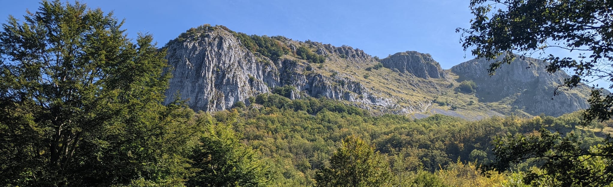 Passo degli Scaloni via Orecchiella: 30 foto's - Toscane, Italië ...